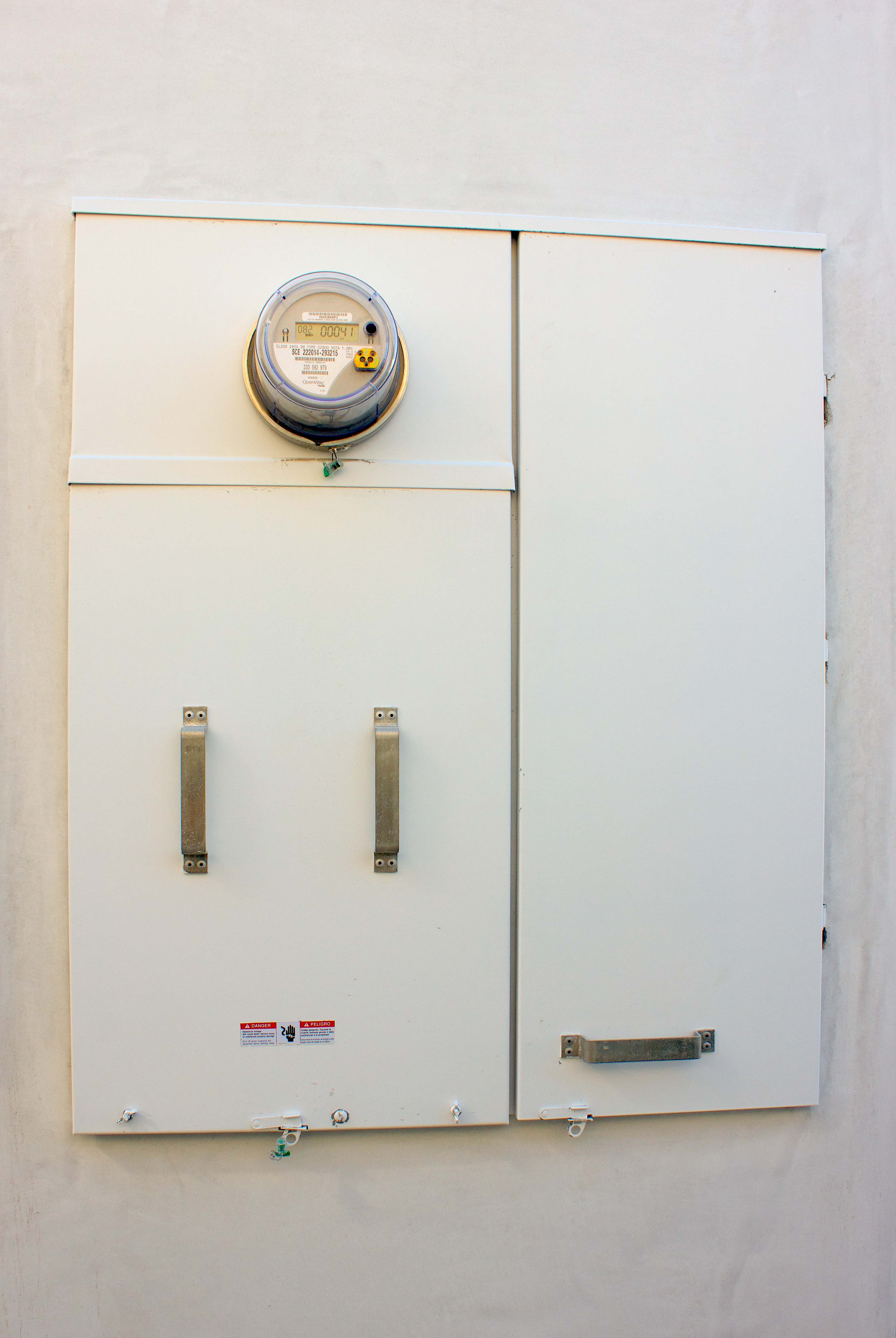 Affordable Electrical Services | Electrical Contractors | Leone Electric